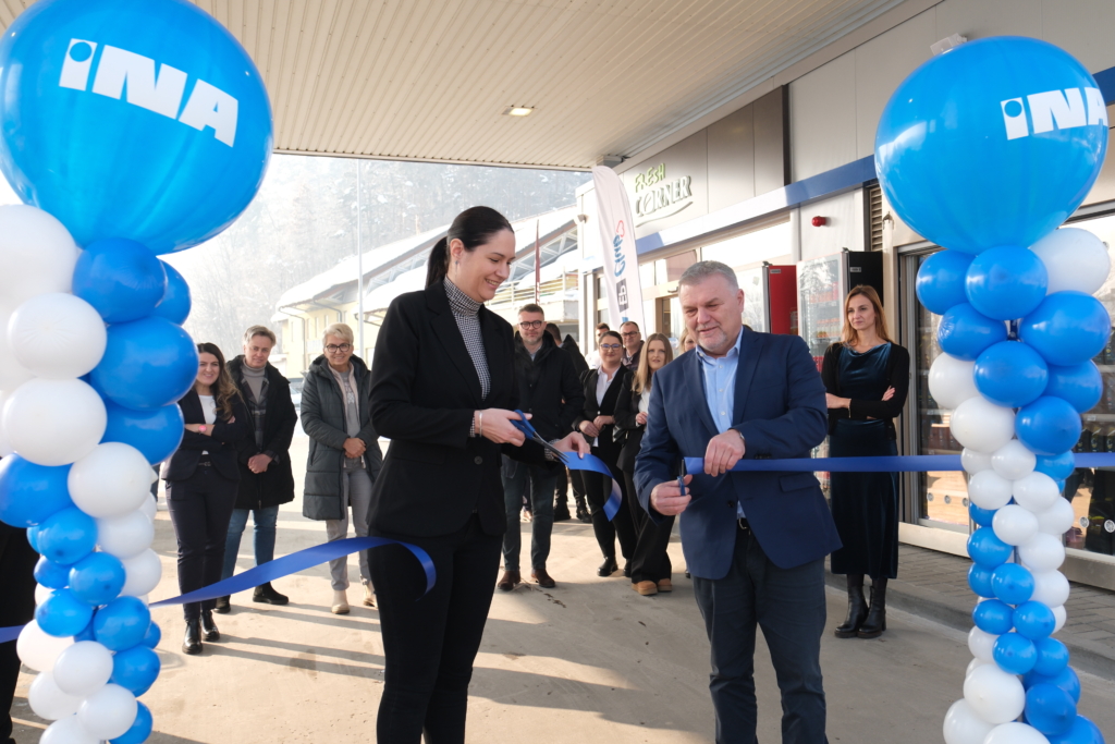 Travnik Turbe- Otvorena obnovljena INA benzinska stanica - Holdina EP